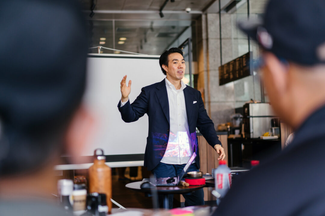 10 sales influencers you should follow on social media