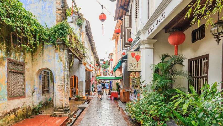 Penang Property Market: Seaview Properties & Upcoming LRT